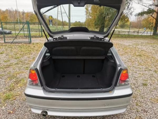 Grey BMW 318 2002 in Kuldiga, with an engine capacity of 2.00 L and mileage of 247 thousand km for 2150 €, photo 7 on AUTOMOTO.COM.LV