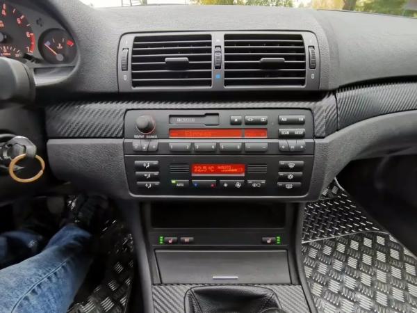 Grey BMW 318 2002 in Kuldiga, with an engine capacity of 2.00 L and mileage of 247 thousand km for 2150 €, photo 9 on AUTOMOTO.COM.LV