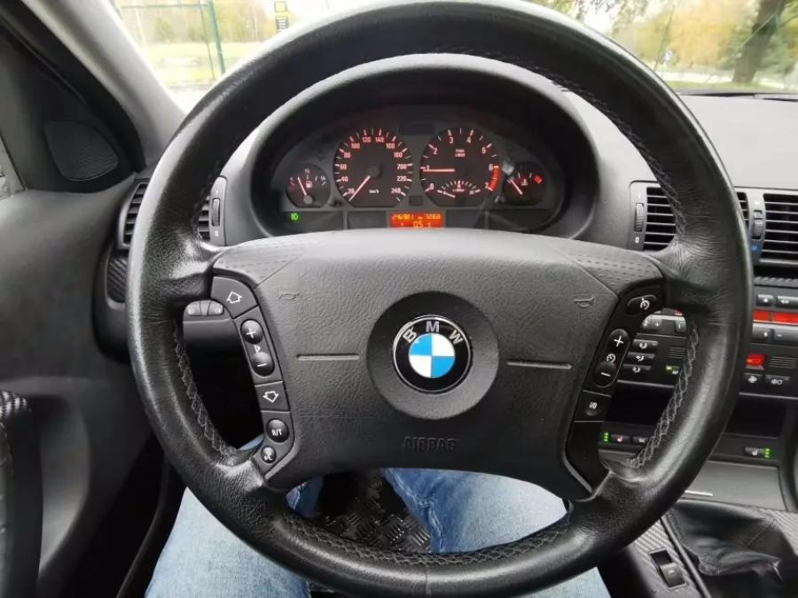 Pelēks BMW 318 2002 Kuldīga, ar dzinēja tilpumu 2.00 L un nobraukumu 247 tūkst. km par 2150 €, foto 13 vietnē AUTOMOTO.COM.LV