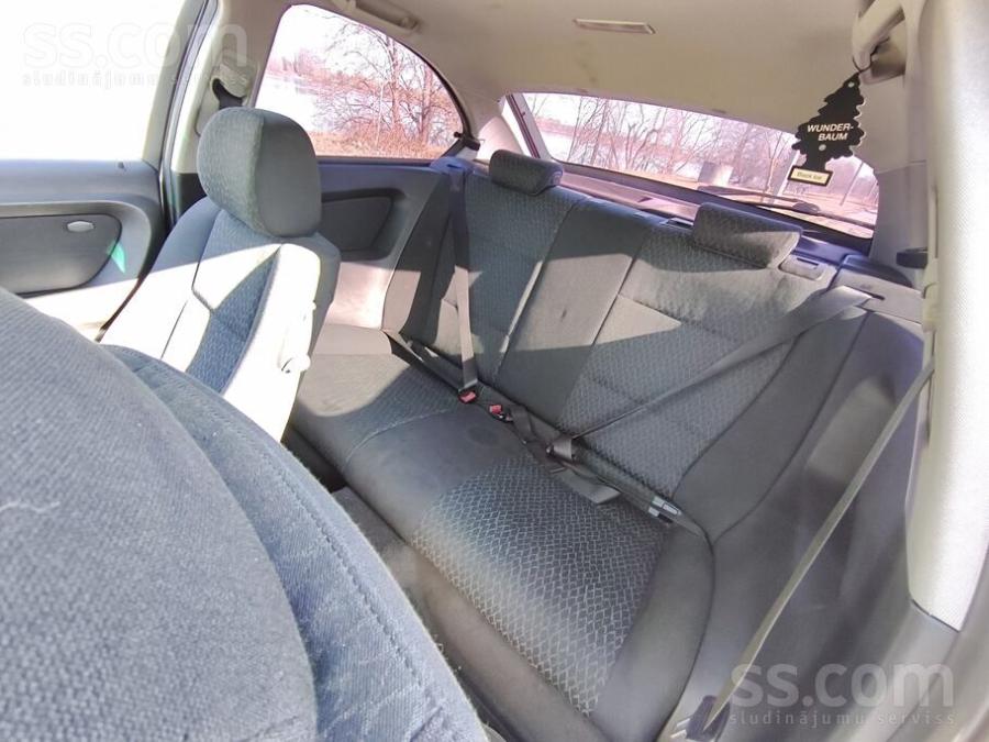 Pelēks BMW 318 2002 Rīga, ar dzinēja tilpumu 2.50 L un nobraukumu 249 tūkst. km par 3750 €, foto 9 vietnē AUTOMOTO.COM.LV