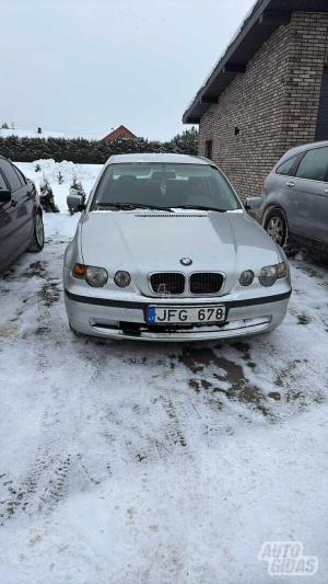 Grey BMW 318 2003 in Alytus, with an engine capacity of 2.00 L and mileage of 317 thousand km for 1400 €, photo  on AUTOMOTO.COM.LV