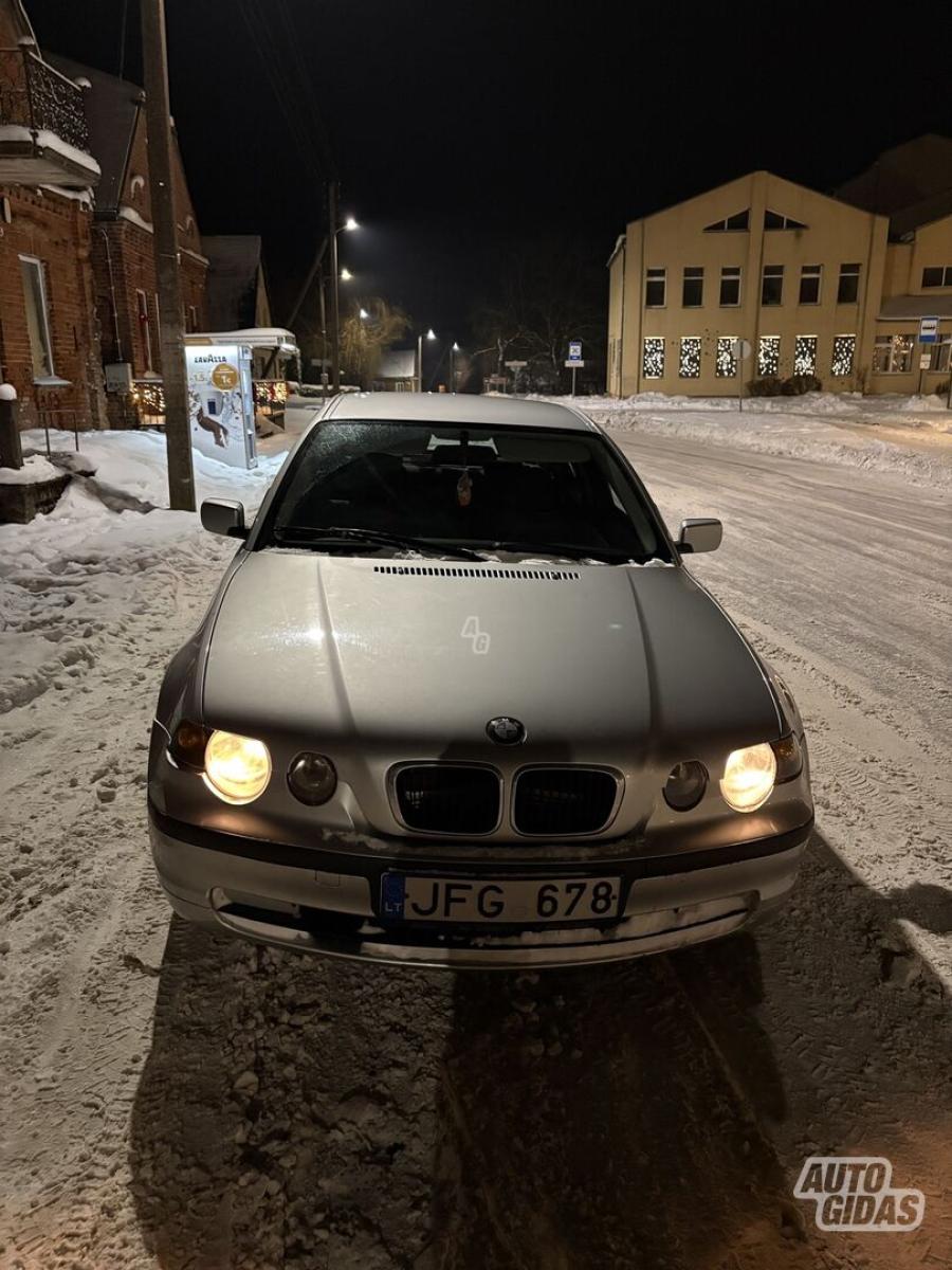 Pelēks BMW 318 2003 Alīta, ar dzinēja tilpumu 2.00 L un nobraukumu 317 tūkst. km par 1400 €, foto 5 vietnē AUTOMOTO.COM.LV
