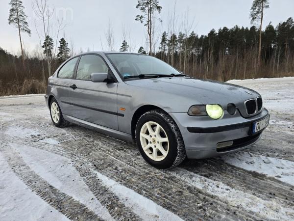 Grey BMW 318 2004 in Valmiera, with an engine capacity of 2.00 L and mileage of 0 thousand km for 2495 €, photo 5 on AUTOMOTO.COM.LV