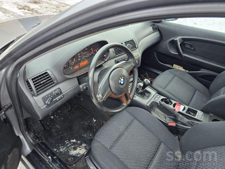 Pelēks BMW 318 2004 Valmiera, ar dzinēja tilpumu 2.00 L un nobraukumu 0 tūkst. km par 2495 €, foto 8 vietnē AUTOMOTO.COM.LV