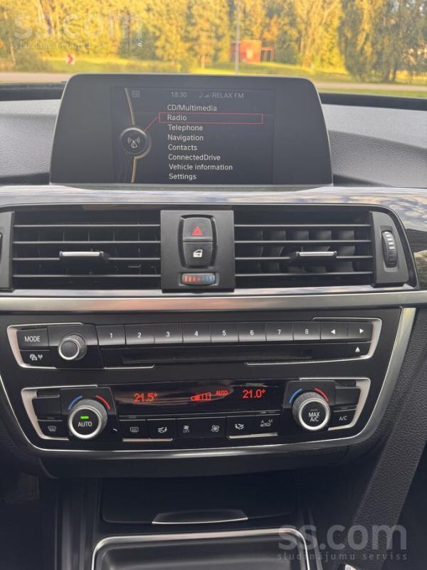 Grey BMW 318 2014 in Jelgava, with an engine capacity of 2.00 L and mileage of 263 thousand km for 8990 €, photo 10 on AUTOMOTO.COM.LV