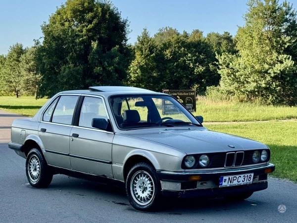 Pelēks BMW 318 1985 Radviliškis, ar dzinēja tilpumu 1.80 L un nobraukumu 260 tūkst. km par 3650 €, foto 3 vietnē AUTOMOTO.COM.LV