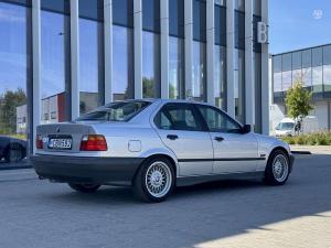 Grey BMW 318 1993 in Vilnius, with an engine capacity of 0.00 L and mileage of 97 thousand km for 3800 €, photo 3 on AUTOMOTO.COM.LV