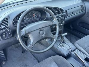 Grey BMW 318 1993 in Vilnius, with an engine capacity of 0.00 L and mileage of 97 thousand km for 3800 €, photo 12 on AUTOMOTO.COM.LV