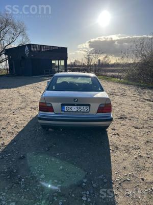 Pelēks BMW 318 1995 Liepāja, ar dzinēja tilpumu 1.80 L un nobraukumu 306 tūkst. km par 2050 €, foto 5 vietnē AUTOMOTO.COM.LV