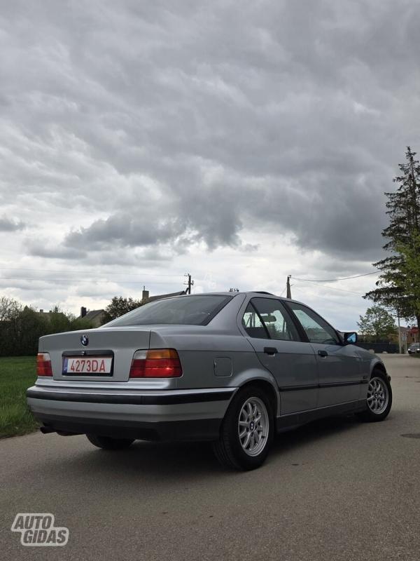 Grey BMW 318 1996 in Marijampole, with an engine capacity of 1.80 L and mileage of 130 thousand km for 3600 €, photo 4 on AUTOMOTO.COM.LV