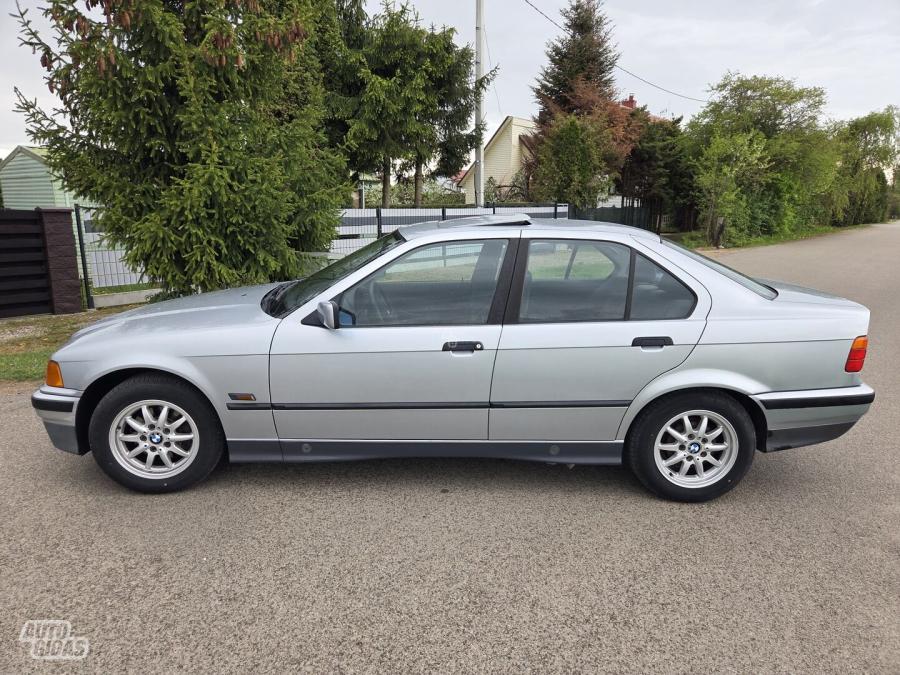 Pelēks BMW 318 1996 Marijampole, ar dzinēja tilpumu 1.80 L un nobraukumu 130 tūkst. km par 3600 €, foto 8 vietnē AUTOMOTO.COM.LV
