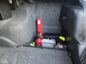 Pelēks BMW 318 1996 Marijampole, ar dzinēja tilpumu 1.80 L un nobraukumu 130 tūkst. km par 3600 €, foto 23 vietnē AUTOMOTO.COM.LV
