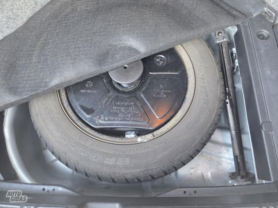 Pelēks BMW 318 1996 Marijampole, ar dzinēja tilpumu 1.80 L un nobraukumu 130 tūkst. km par 3600 €, foto 24 vietnē AUTOMOTO.COM.LV
