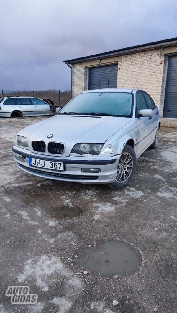 Grey BMW 318 1998 in Klaipeda, with an engine capacity of 1.90 L and mileage of 300 thousand km for 1150 €, photo 1 on AUTOMOTO.COM.LV