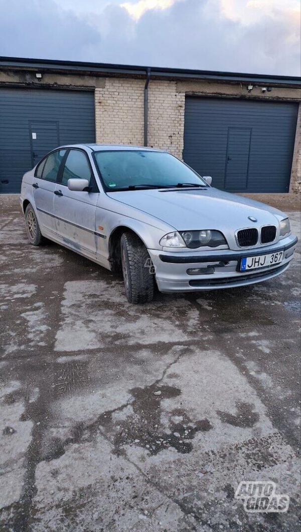 Grey BMW 318 1998 in Klaipeda, with an engine capacity of 1.90 L and mileage of 300 thousand km for 1150 €, photo 2 on AUTOMOTO.COM.LV