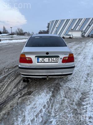 Grey BMW 318 1998 in Riga, with an engine capacity of 1.80 L and mileage of 328 thousand km for 1300 €, photo 4 on AUTOMOTO.COM.LV