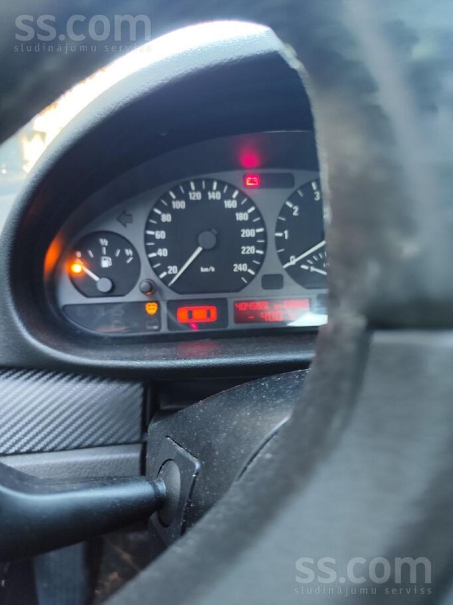 Pelēks BMW 318 1998 Ventspils, ar dzinēja tilpumu 1.60 L un nobraukumu 405 tūkst. km par 500 €, foto 8 vietnē AUTOMOTO.COM.LV