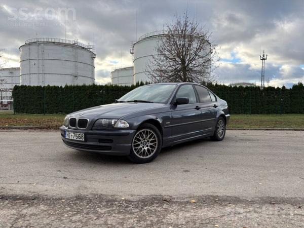 Pelēks BMW 318 2001 Rīga, ar dzinēja tilpumu 1.90 L un nobraukumu 246 tūkst. km par 2000 €, foto 1 vietnē AUTOMOTO.COM.LV