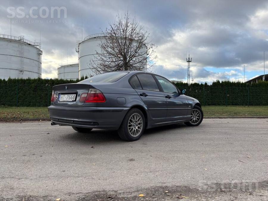 Pelēks BMW 318 2001 Rīga, ar dzinēja tilpumu 1.90 L un nobraukumu 246 tūkst. km par 2000 €, foto 7 vietnē AUTOMOTO.COM.LV