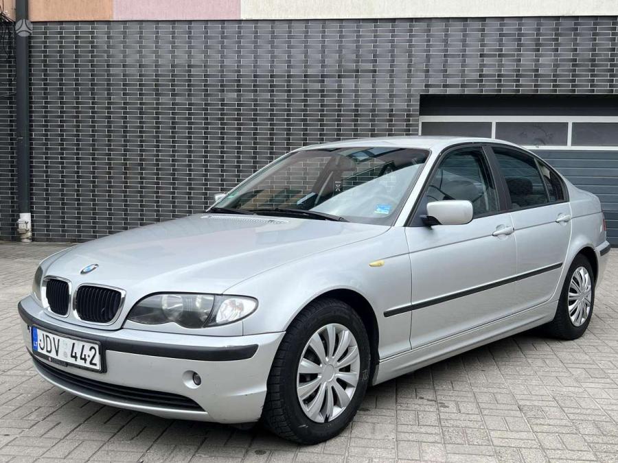 Grey BMW 318 2001 in Vilnius, with an engine capacity of 2.00 L and mileage of 238 thousand km for 950 €, photo 1 on AUTOMOTO.COM.LV