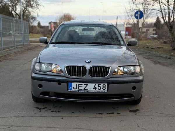 Grey BMW 318 2003 in Siauliai, with an engine capacity of 2.00 L and mileage of 330 thousand km for 1250 €, photo 2 on AUTOMOTO.COM.LV