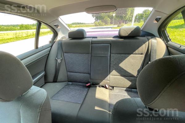Pelēks BMW 318 2003 Liepāja, ar dzinēja tilpumu 2.00 L un nobraukumu 394 tūkst. km par 1900 €, foto 10 vietnē AUTOMOTO.COM.LV