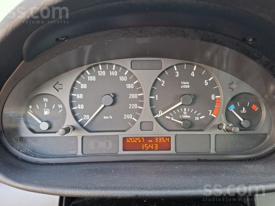 Серый БМВ 318 2003 в Тукумс, объемом двигателя 2.00 л и пробегом 120 тыс. км за 3500 €, фото 11 на AUTOMOTO.COM.LV