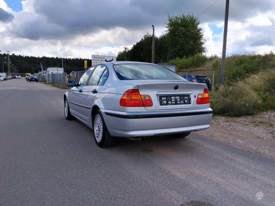 Pelēks BMW 318 2003 Viļņa, ar dzinēja tilpumu 2.00 L un nobraukumu 235 tūkst. km par 2350 €, foto 8 vietnē AUTOMOTO.COM.LV