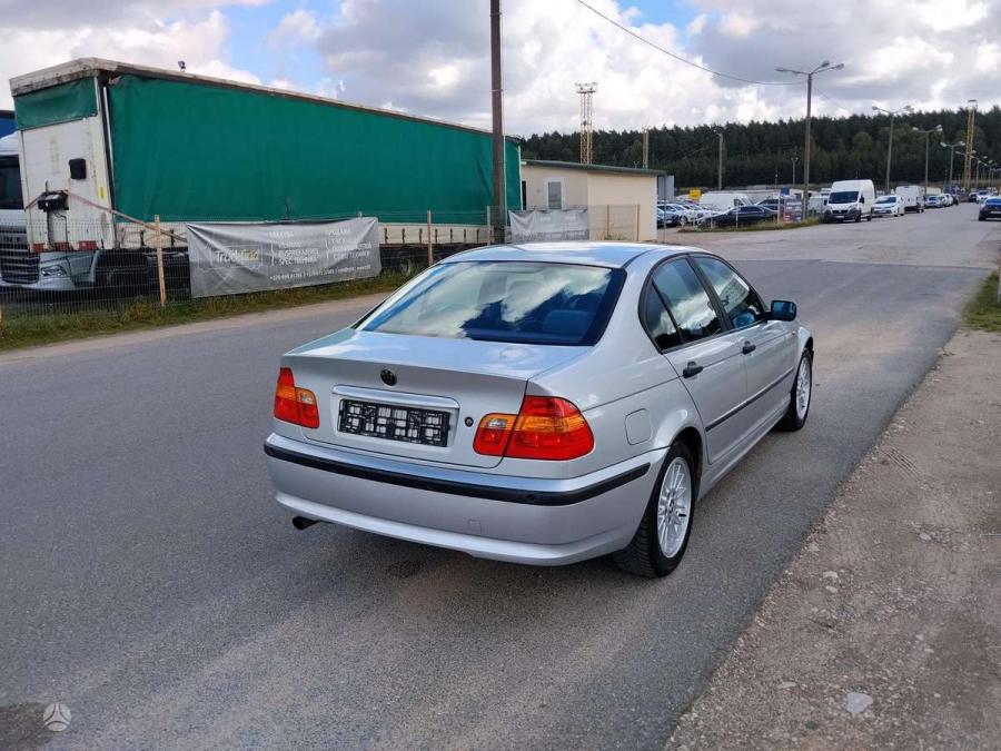 Pelēks BMW 318 2003 Viļņa, ar dzinēja tilpumu 2.00 L un nobraukumu 235 tūkst. km par 2350 €, foto 9 vietnē AUTOMOTO.COM.LV