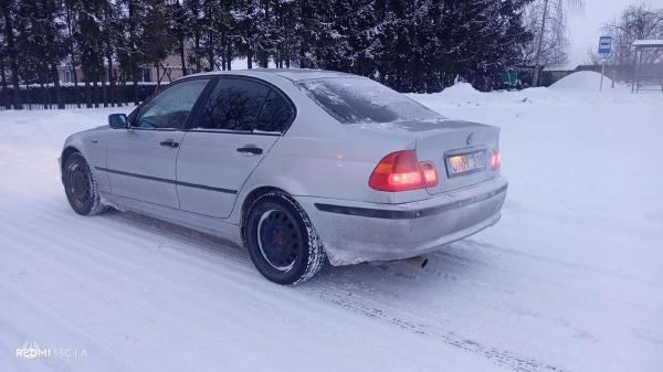 Grey BMW 318 2004 in Pakruojis, with an engine capacity of 2.00 L and mileage of 223 thousand km for 990 €, photo 1 on AUTOMOTO.COM.LV