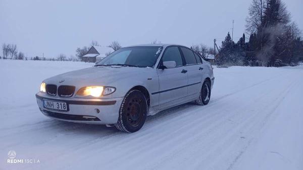 Grey BMW 318 2004 in Pakruojis, with an engine capacity of 2.00 L and mileage of 223 thousand km for 990 €, photo 3 on AUTOMOTO.COM.LV