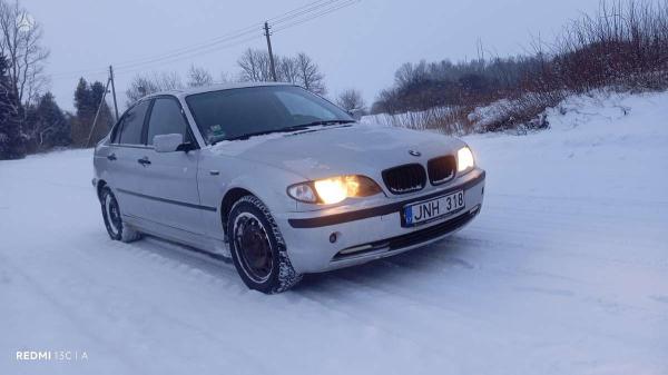 Grey BMW 318 2004 in Pakruojis, with an engine capacity of 2.00 L and mileage of 223 thousand km for 990 €, photo 4 on AUTOMOTO.COM.LV