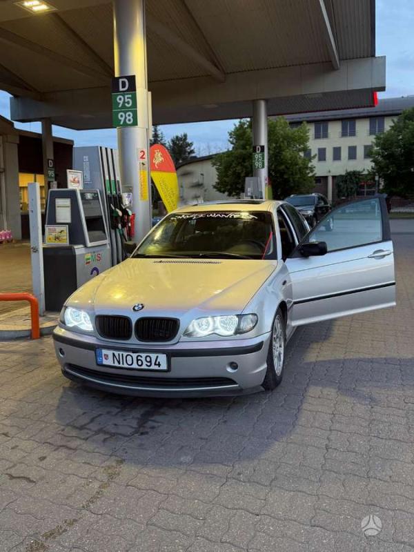 Grey BMW 318 2004 in Kaisiadorys, with an engine capacity of 2.00 L and mileage of 206 thousand km for 1200 €, photo 4 on AUTOMOTO.COM.LV