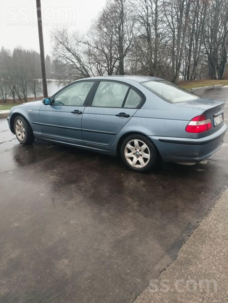 Grey BMW 318 2004 in Riga, with an engine capacity of 2.00 L and mileage of 231 thousand km for 1900 €, photo 4 on AUTOMOTO.COM.LV