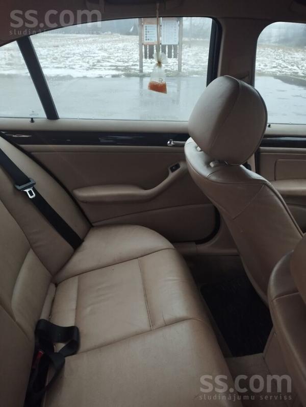 Pelēks BMW 318 2004 Rīga, ar dzinēja tilpumu 2.00 L un nobraukumu 231 tūkst. km par 1900 €, foto 10 vietnē AUTOMOTO.COM.LV