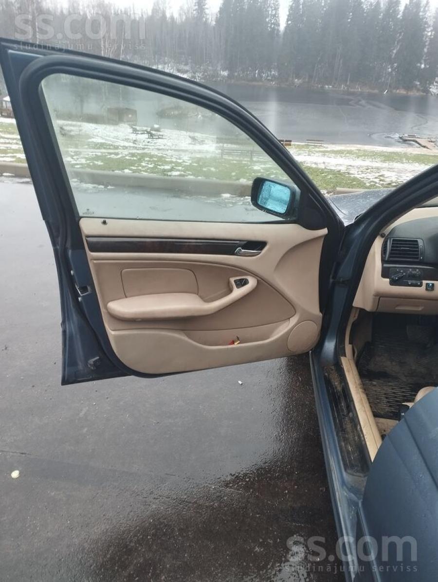 Grey BMW 318 2004 in Riga, with an engine capacity of 2.00 L and mileage of 231 thousand km for 1900 €, photo 17 on AUTOMOTO.COM.LV