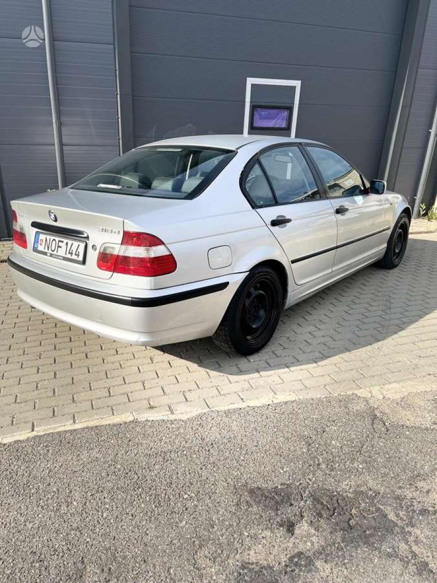 Pelēks BMW 318 2004 Viļņa, ar dzinēja tilpumu 2.00 L un nobraukumu 392 tūkst. km par 800 €, foto 3 vietnē AUTOMOTO.COM.LV