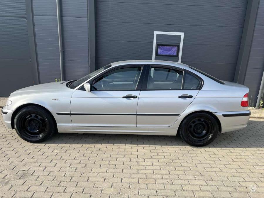 Pelēks BMW 318 2004 Viļņa, ar dzinēja tilpumu 2.00 L un nobraukumu 392 tūkst. km par 800 €, foto 5 vietnē AUTOMOTO.COM.LV