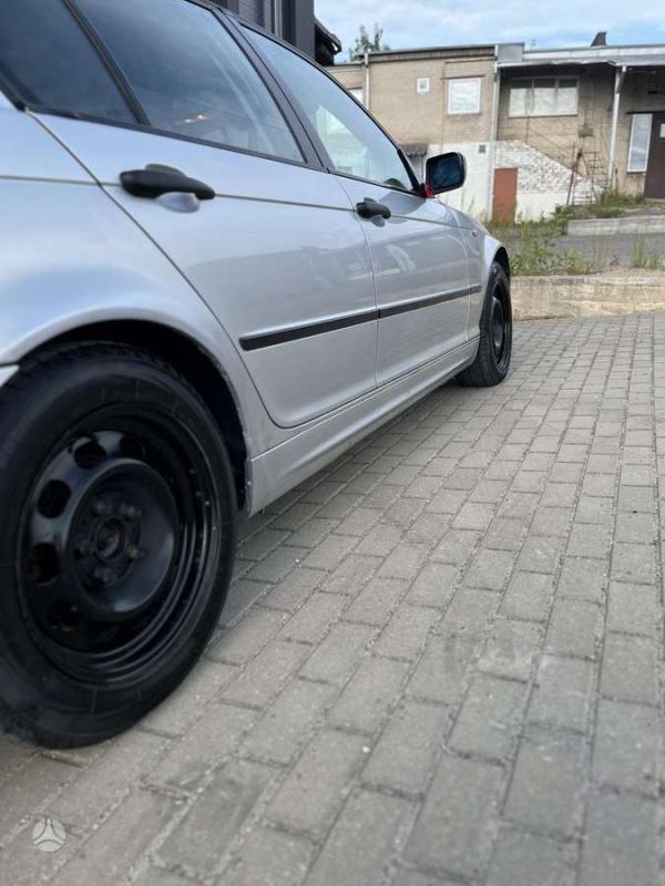 Grey BMW 318 2004 in Vilnius, with an engine capacity of 2.00 L and mileage of 392 thousand km for 800 €, photo 7 on AUTOMOTO.COM.LV