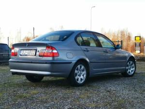 Pelēks BMW 318 2004 Kuldīga, ar dzinēja tilpumu 2.00 L un nobraukumu 181 tūkst. km par 2500 €, foto 3 vietnē AUTOMOTO.COM.LV