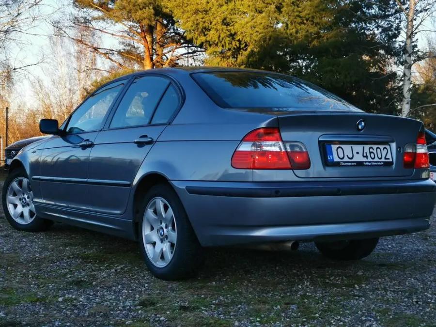 Pelēks BMW 318 2004 Kuldīga, ar dzinēja tilpumu 2.00 L un nobraukumu 181 tūkst. km par 2500 €, foto 5 vietnē AUTOMOTO.COM.LV