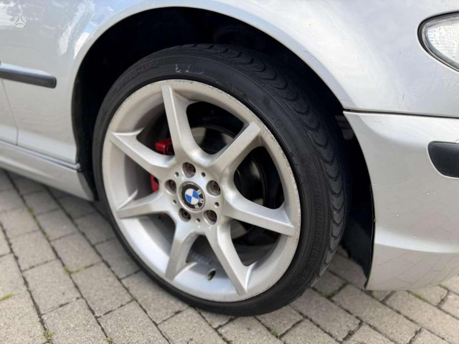 Pelēks BMW 318 2004 Marijampole, ar dzinēja tilpumu 2.00 L un nobraukumu 271 tūkst. km par 1650 €, foto 4 vietnē AUTOMOTO.COM.LV