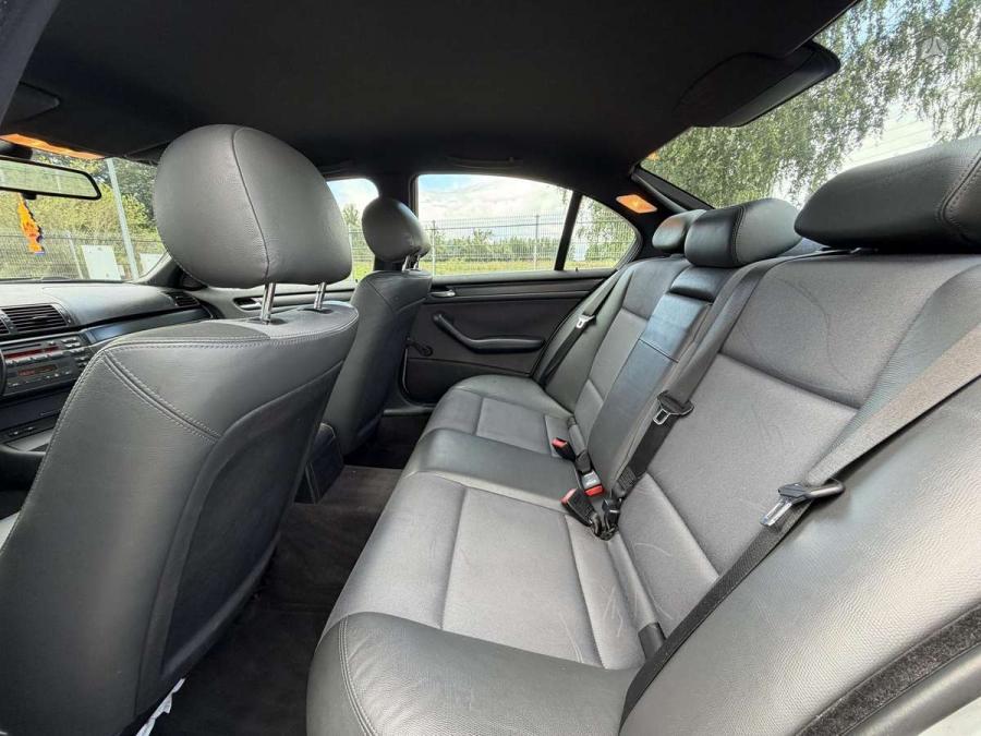 Pelēks BMW 318 2004 Marijampole, ar dzinēja tilpumu 2.00 L un nobraukumu 271 tūkst. km par 1650 €, foto 15 vietnē AUTOMOTO.COM.LV