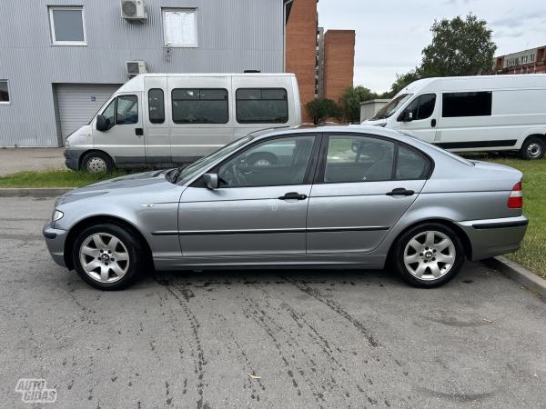 Pelēks BMW 318 2005 Panevēža, ar dzinēja tilpumu 2.00 L un nobraukumu 264 tūkst. km par 1800 €, foto 2 vietnē AUTOMOTO.COM.LV