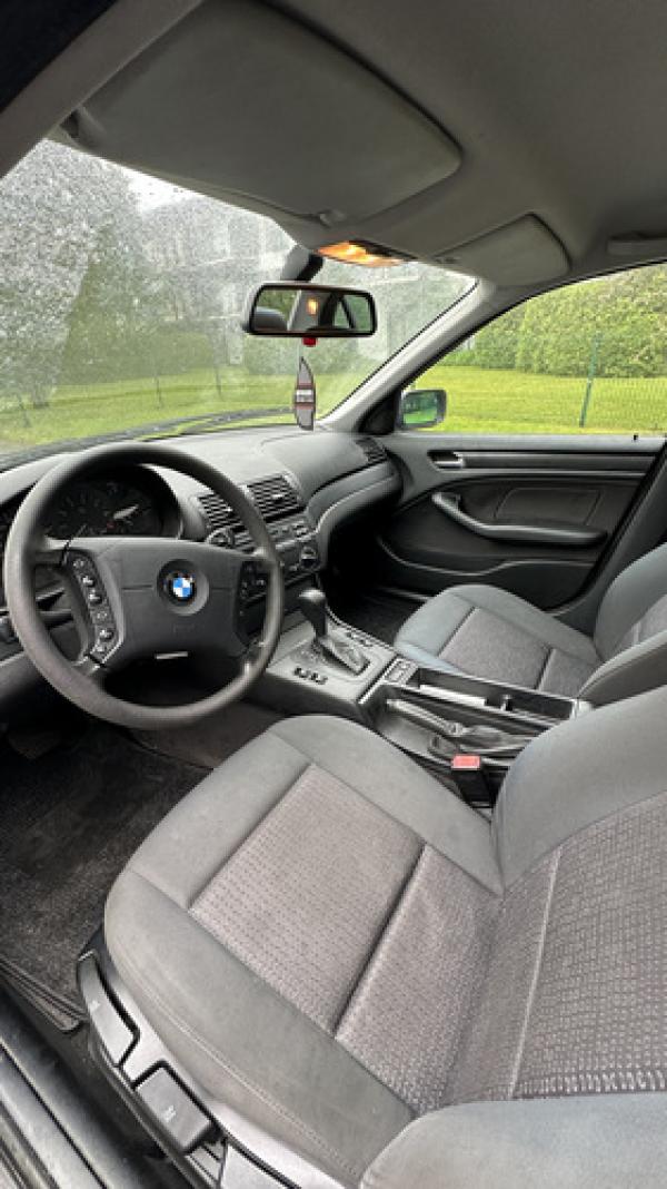 Pelēks BMW 318 2005 Pērnava, ar dzinēja tilpumu 2.00 L un nobraukumu 268 tūkst. km par 1900 €, foto 9 vietnē AUTOMOTO.COM.LV