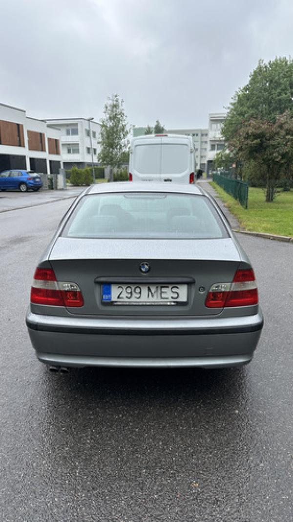 Grey BMW 318 2005 in Parnu, with an engine capacity of 2.00 L and mileage of 268 thousand km for 1900 €, photo 5 on AUTOMOTO.COM.LV