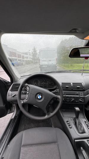 Pelēks BMW 318 2005 Pērnava, ar dzinēja tilpumu 2.00 L un nobraukumu 268 tūkst. km par 1900 €, foto 9 vietnē AUTOMOTO.COM.LV