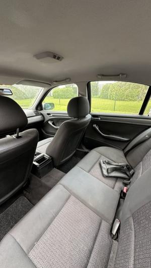 Pelēks BMW 318 2005 Pērnava, ar dzinēja tilpumu 2.00 L un nobraukumu 268 tūkst. km par 1900 €, foto 22 vietnē AUTOMOTO.COM.LV