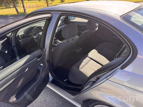 Pelēks BMW 318 2005 Rīga, ar dzinēja tilpumu 1.80 L un nobraukumu 227 tūkst. km par 2750 €, foto 10 vietnē AUTOMOTO.COM.LV