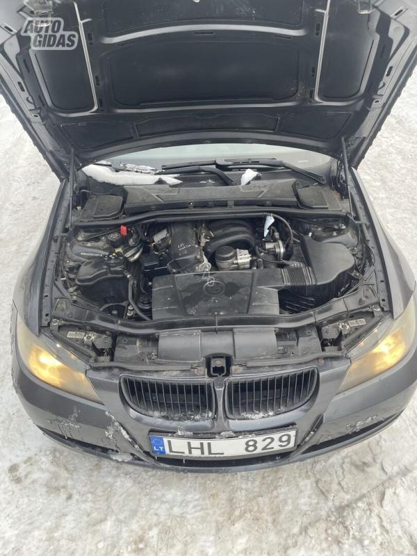 Pelēks BMW 318 2006 Mažeikiai, ar dzinēja tilpumu 2.00 L un nobraukumu 206 tūkst. km par 2250 €, foto 7 vietnē AUTOMOTO.COM.LV